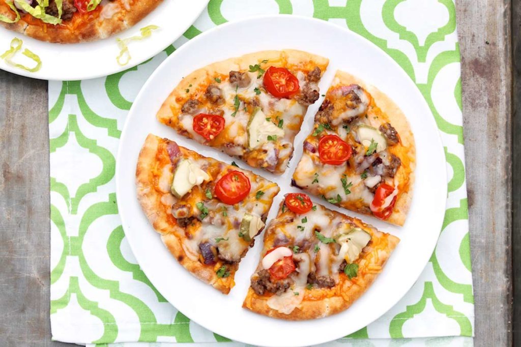 Cheeseburger Pita Pizzas – The Fountain Avenue Kitchen
