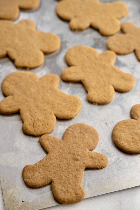 Classic Gingerbread Cookies – The Fountain Avenue Kitchen